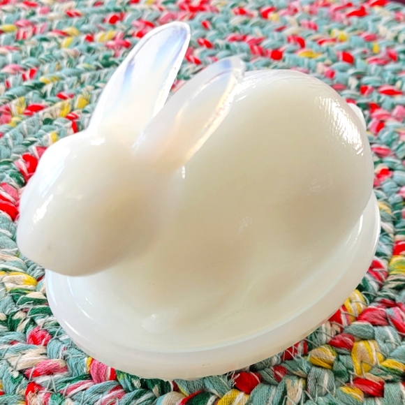 L. E. Smith | Kitchen | L E Smith Bunny Rabbit Lidded Candy Dish ...